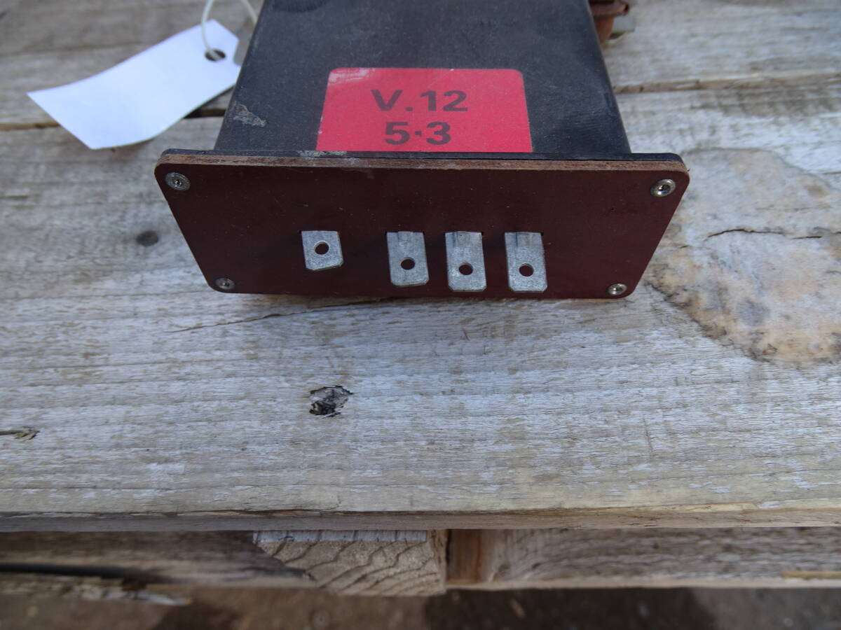 Yahoo!オークション - 90年ダイムラー/ダブル-6/E-DLW/トランク内-リレ...