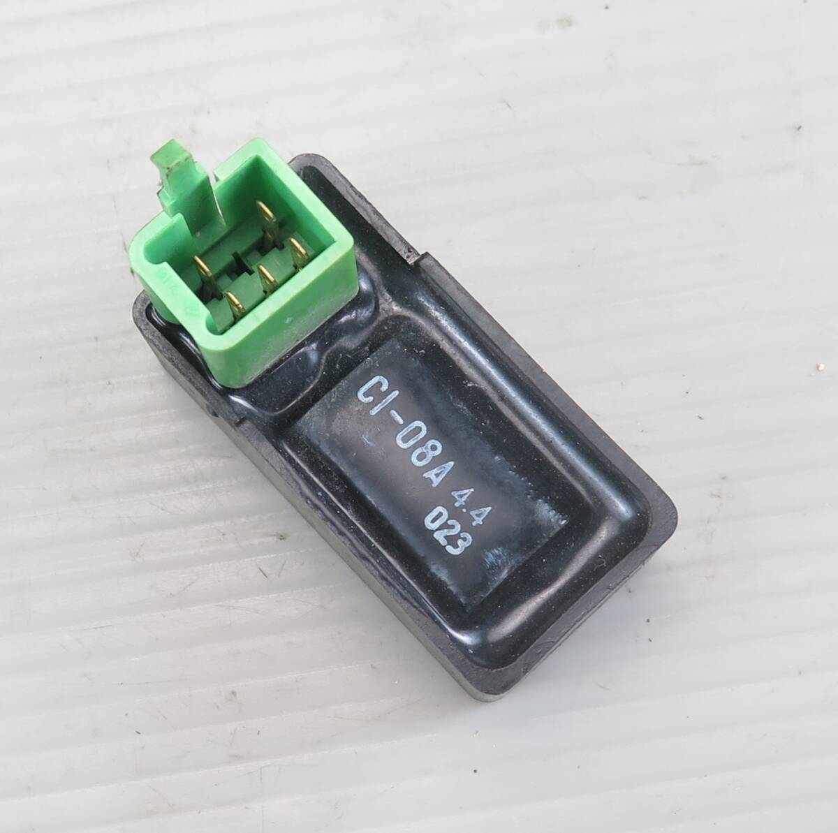 Yahoo!オークション - シャリー [CF50] 角目6V 純正 イグナイター CDI...