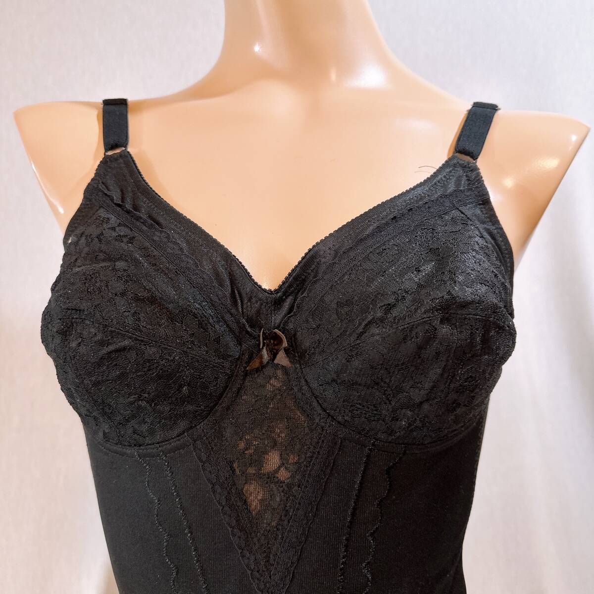 Yahoo!オークション - 85 高級 ボディスーツ B85LL