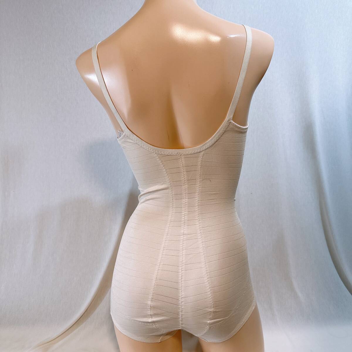 Yahoo!オークション - 86 高級 ボディスーツ A80L