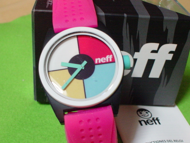 Yahoo!オークション - 珍品 デザイン NEFF DAILY 5ATM 腕時計 ケース...