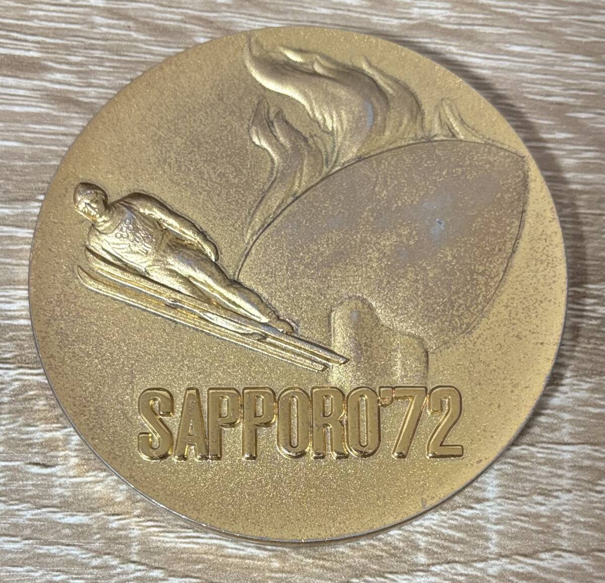 Yahoo!オークション - C398 記念メダル 第11回冬季オリンピック札幌大...