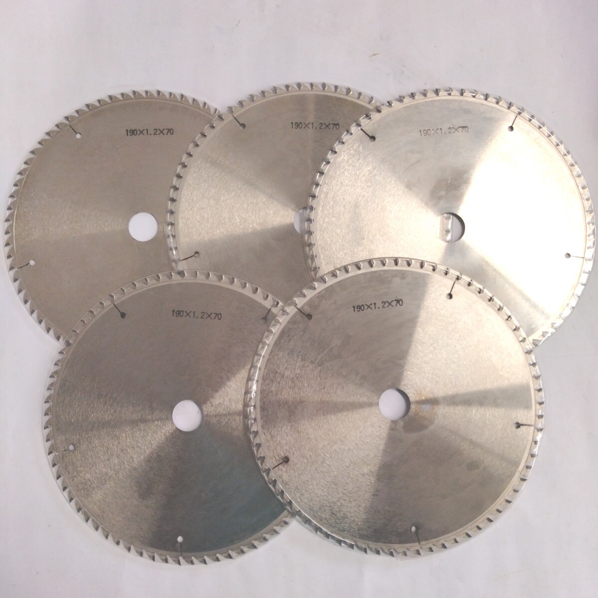 Yahoo!オークション - チップソー5枚組 190×1.2×70P 未使用品 工具 D...