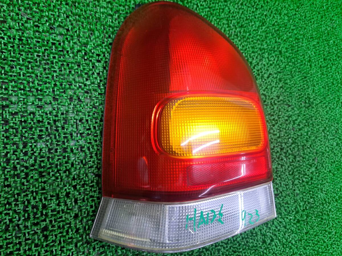 スズキ アルト HA23S HA23V HB23 HA12S 純正 テールランプ 左 テールライト 左側 レンズ(テールライト)｜売買されたオークション情報、yahooの商品情報をアーカイブ ...
