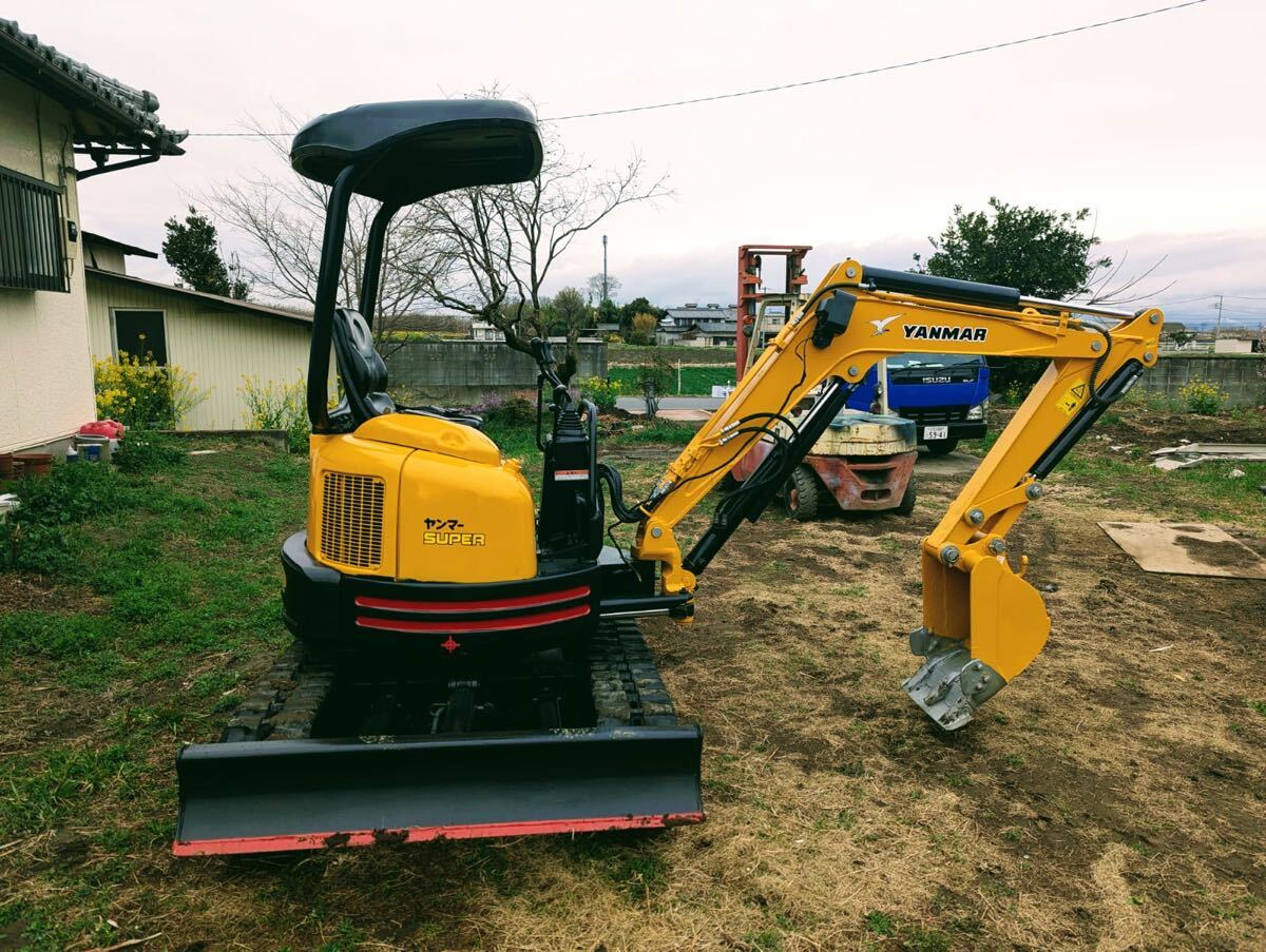 Yahoo!オークション - ミニユンボ ヤンマー VIO20-1 油圧ショベル 2ト...