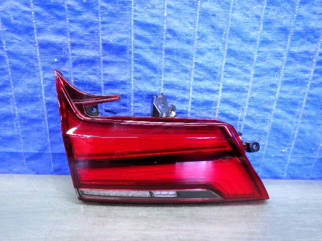 Yahoo!オークション - S486 アルファード 30 後期 左テール 内 58-81 ...