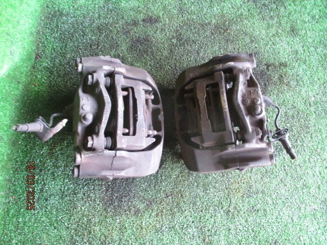 Yahoo!オークション - (0357)70ACU ヴァナゴン T4 フロントブレーキキ...