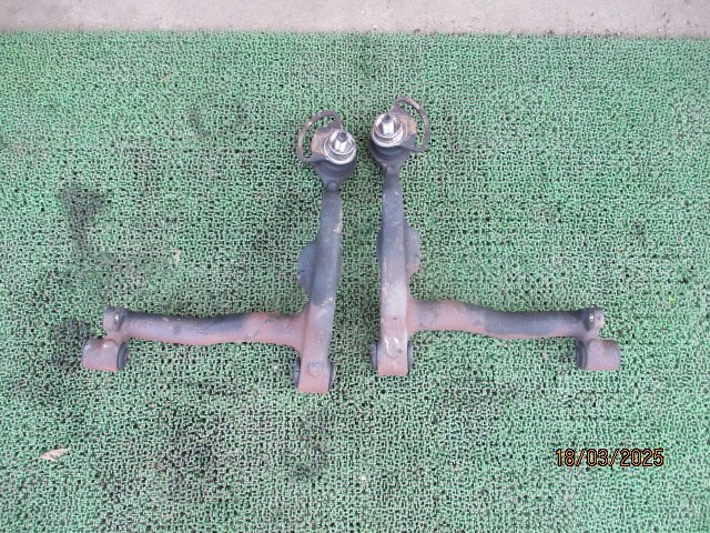 Yahoo!オークション - (0357)70ACU ヴァナゴン T4 フロントアッパーア...