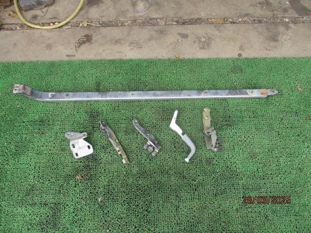 Yahoo!オークション - (0357)70ACU ヴァナゴン T4 スライドドアレール