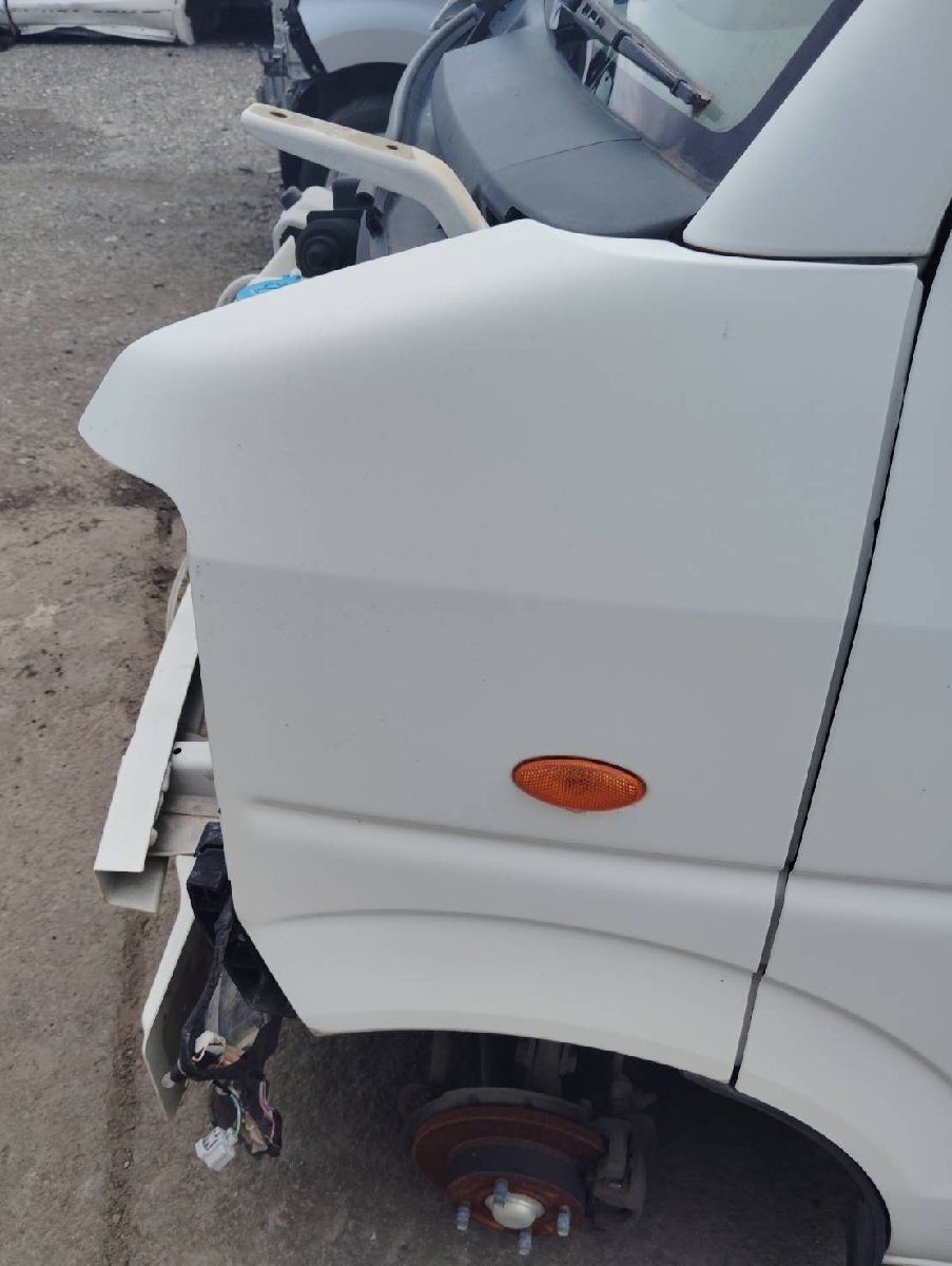 Yahoo!オークション - エブリィ GBD-DA64V 左 助手席側 フェンダー