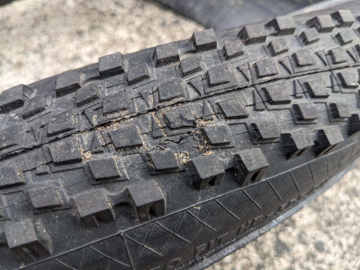 Yahoo!オークション - iRC MYTHOS XC 26x1.95 MTBタイヤ 26インチ