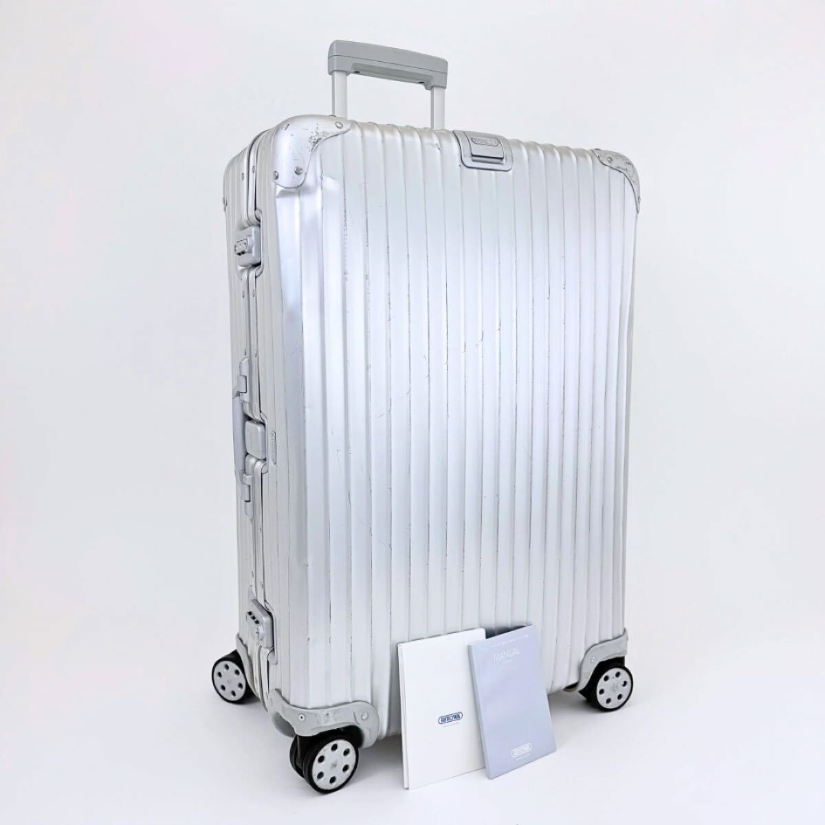 廃盤 RIMOWA リモワ TOPAS トパーズ 82L 4輪 TSAロック チェックインL アルミ シルバー 銀色 スーツケース キャリーバッグ 大容量(リモワ)｜売買されたオークション情報 ...