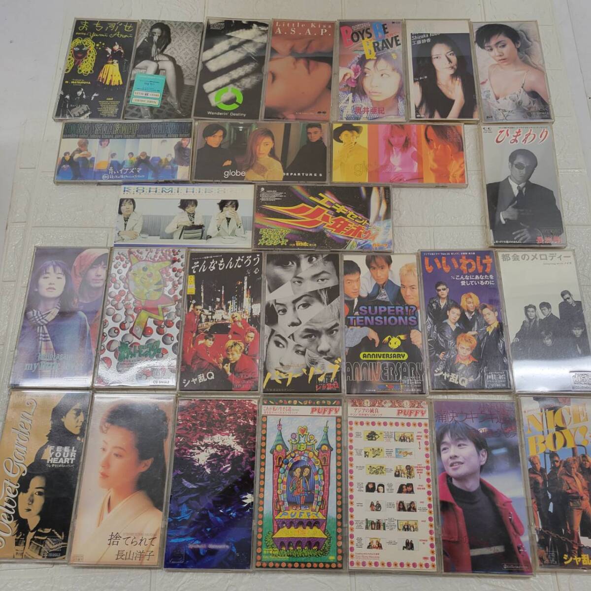 Yahoo!オークション - 【在庫処分価格】8cmCD 邦楽 シングルCD まと...