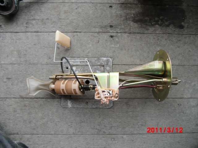 Yahoo!オークション - 日産 セドリック HY33 H7年式 フューエルポンプ ...