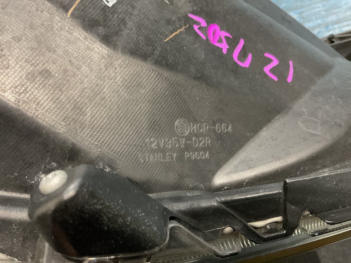 Yahoo!オークション - ホンダ フィット GP1 純正 ヘッドライト 左右 ST...