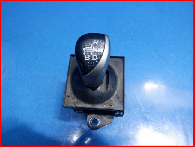 Yahoo!オークション - ヴォクシー ZWR80 シフトレバー 管理番号 5211