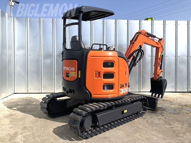 Yahoo!オークション - ミニ油圧ショベル(ミニユンボ) 日立建機 ZX30U-5...