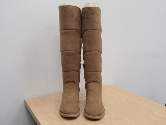 UGG アグ W SIBLEY 1014430 W/CHE 22㎝ ニーハイブーツ 中古品 UGG アグ W SIBLEY 1014430 W/CHE 22㎝ ニーハイブーツ 中古品