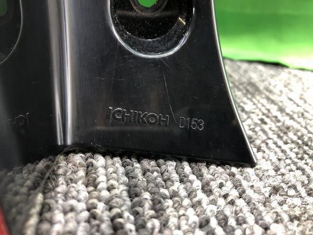 Yahoo!オークション - ラパン DBA-HE33S 左テールランプ D153