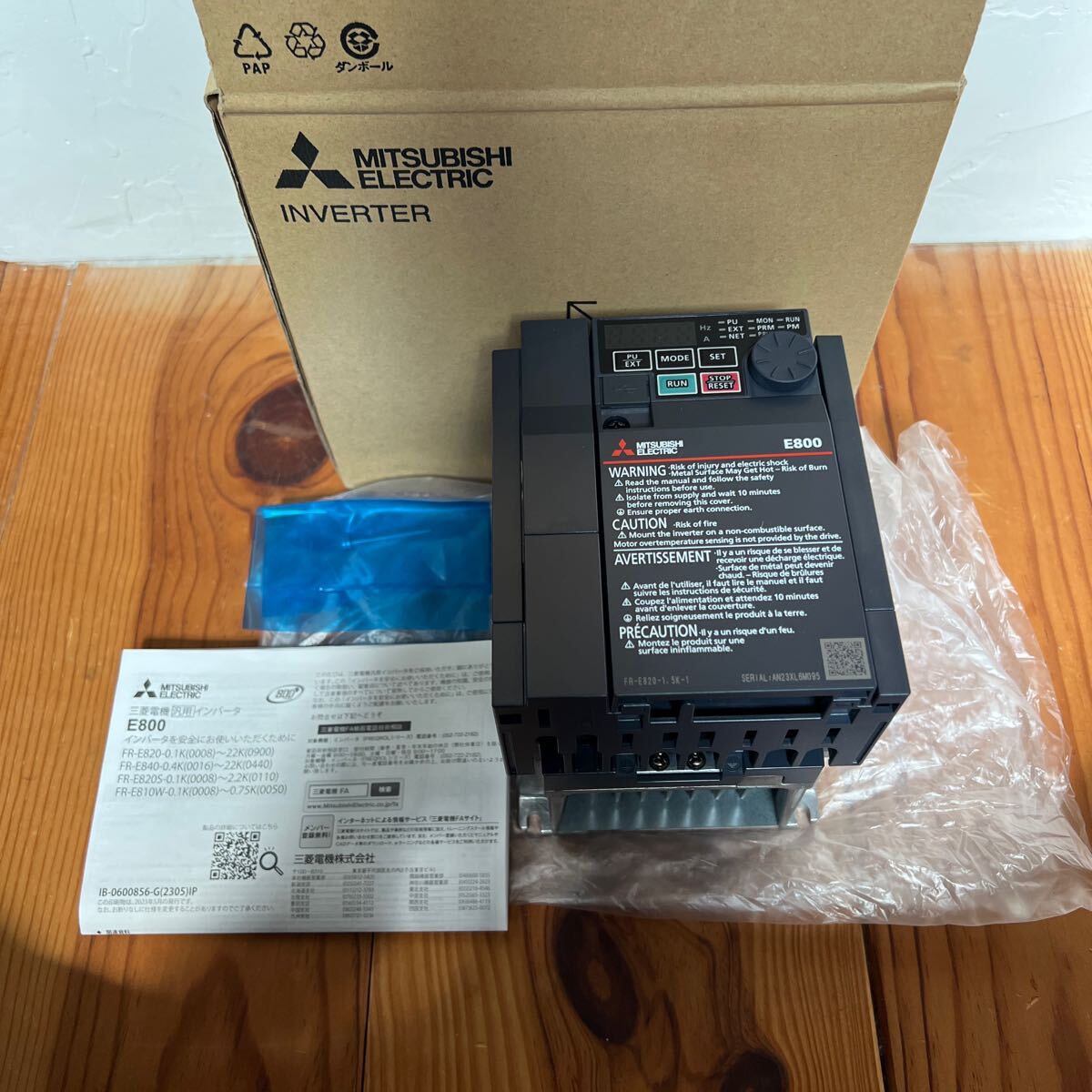 Yahoo!オークション - 三菱インバータ E800 FR-E820-1.5K-1 3相200V