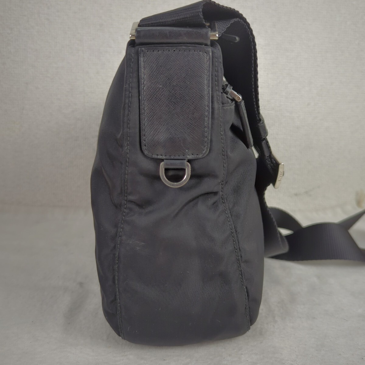 美品】1円 スタート PRADA プラダ ナイロン レザー ショルダー 美品】1円 スタート PRADA プラダ ナイロン レザー ショルダー