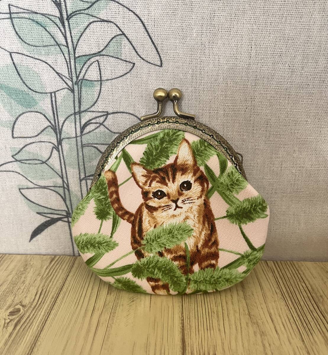 小さめがま口 ポーチ / 財布 / 小物入れ / ハンドメイド 猫じゃらし 17(女性用)｜売買されたオークション情報、yahooの商品情報をアーカイブ公開 - オークファン（aucfan.com）