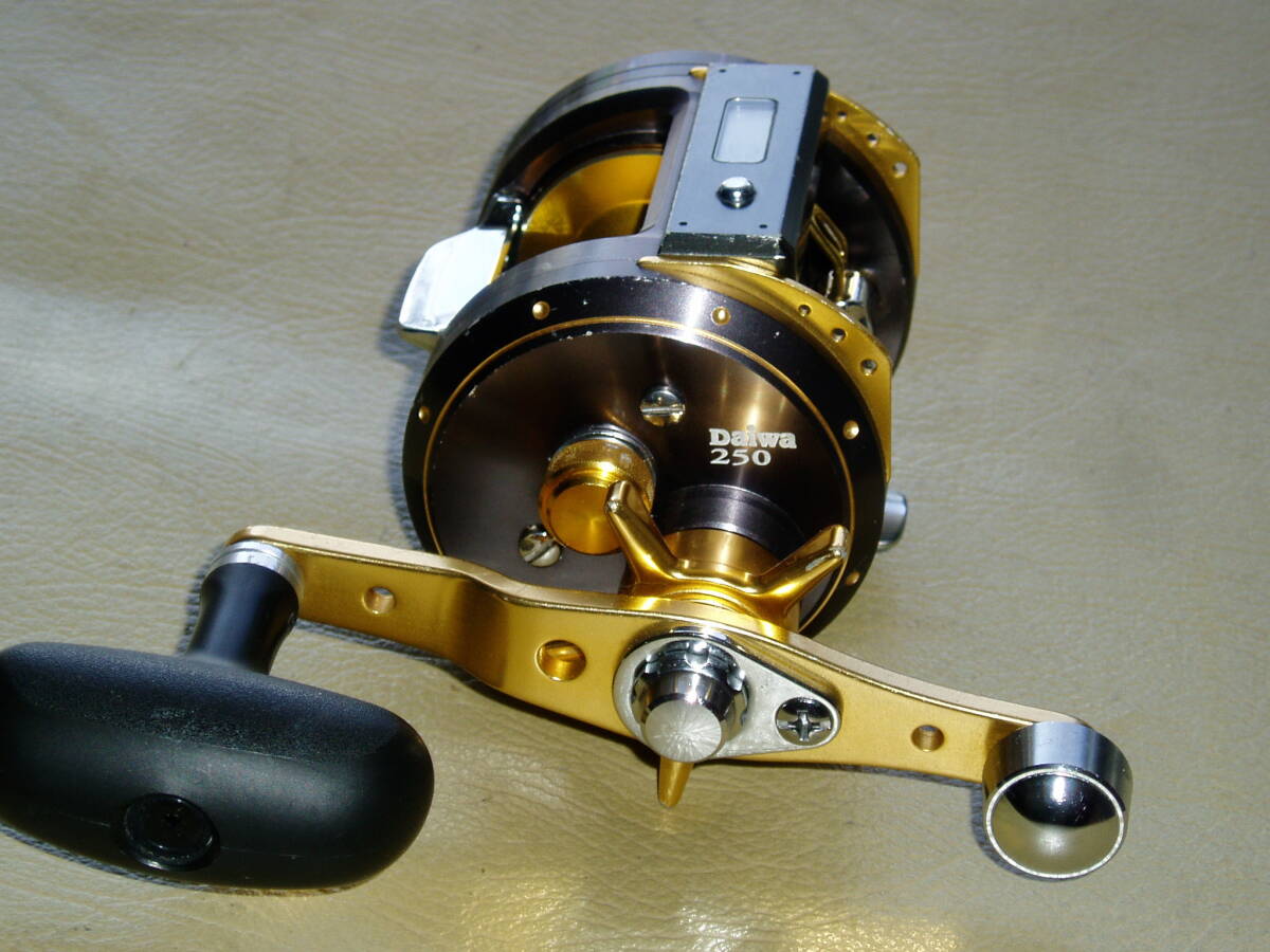 Yahoo!オークション - ダイワ ミリオネア ICV 250