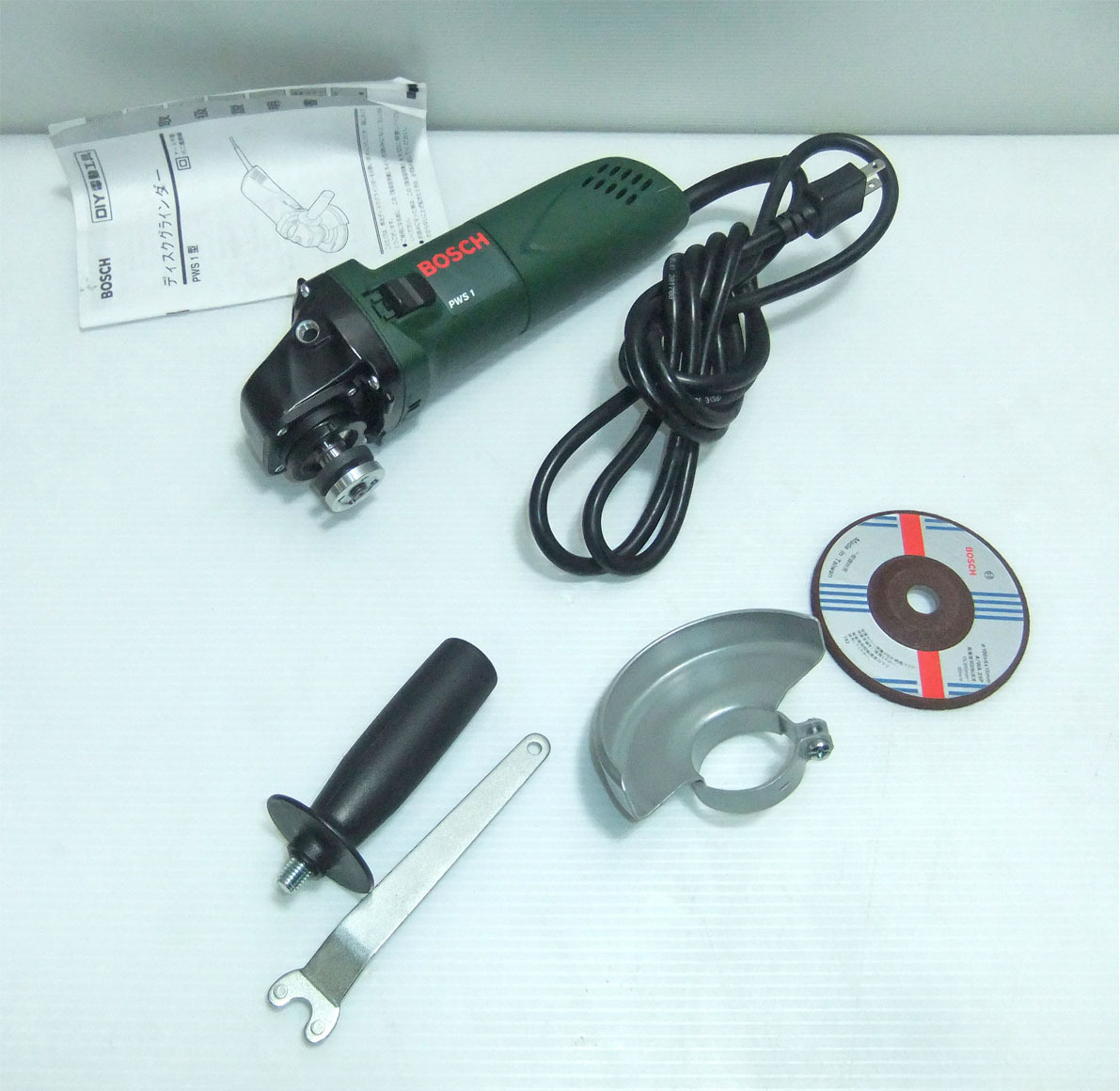 おすすめ商品 BOSCH ボッシュ 100V ディスクグラインダー 3 603 D11 050 電動工具 DIY 動作 確認済(ディスクグラインダー)｜売買されたオークション情報、yahooの ...