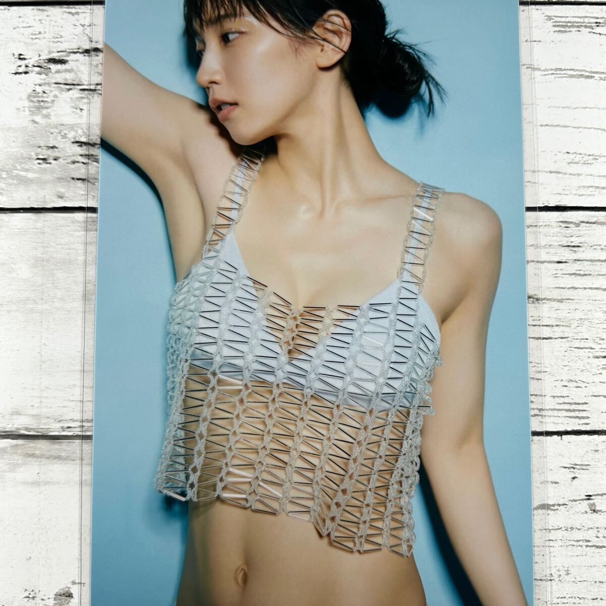 [高品質ラミネート処理][ 吉岡里帆 ] プレイボーイ 2020年46号 雑誌 切り抜き 10P B5フィルム 水着 グラビア アイドル 芸能人 女優 :: Yahoo!Auction ...