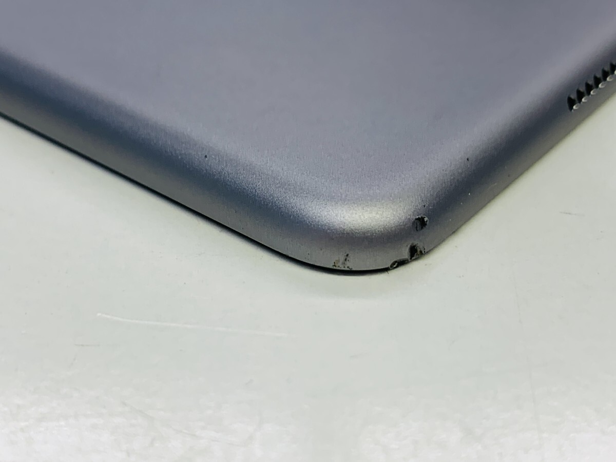 Yahoo!オークション - 送料無料 WiFi A1538 iPad mini 4 32GB グレイ ...