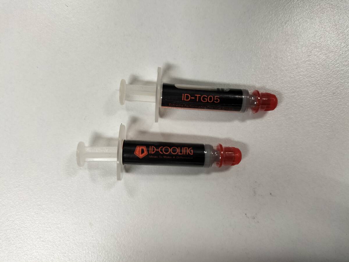 Yahoo!オークション - CPUグリス 2つ ID-COOLING CPUクーラー付属品