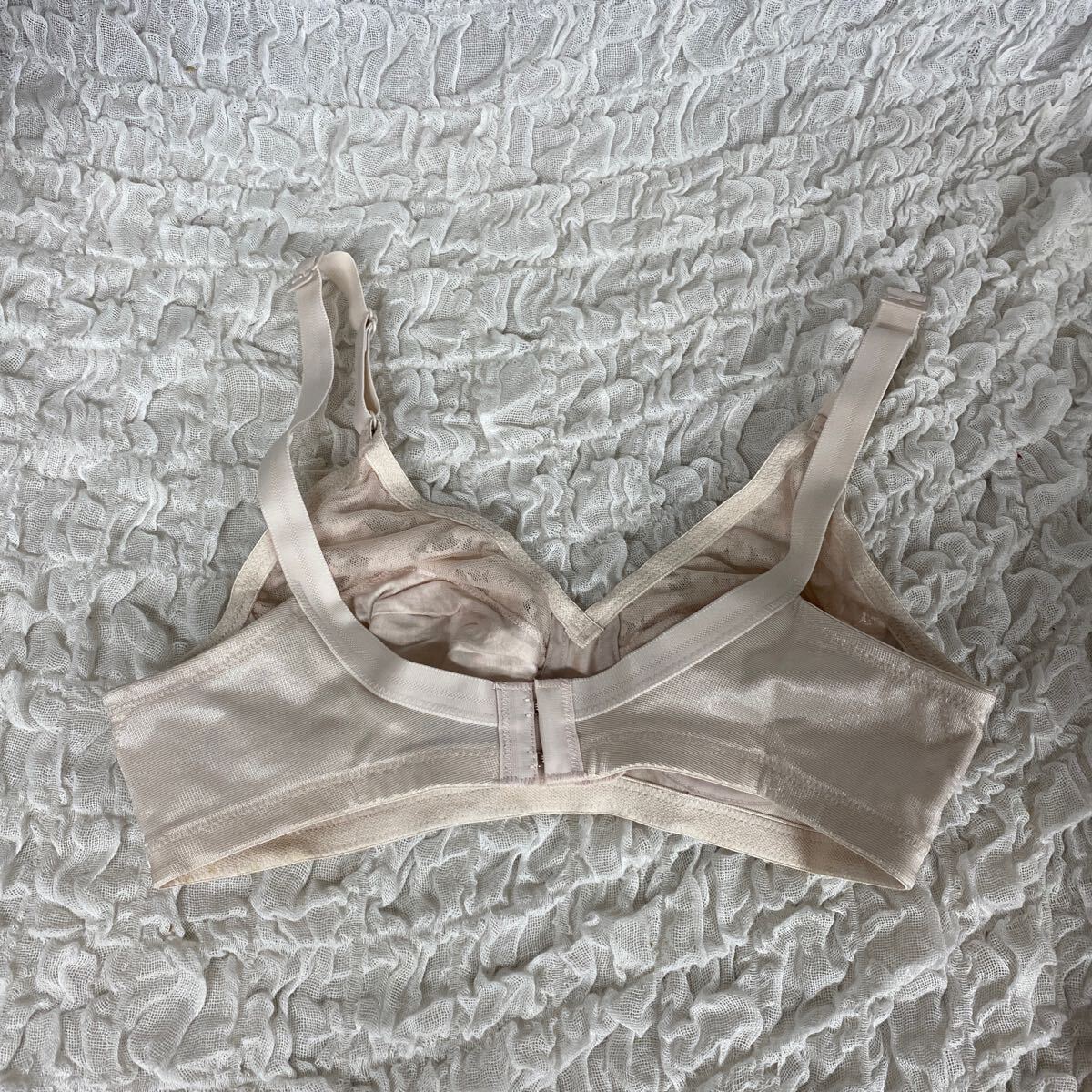 Yahoo!オークション - 未使用品 シャルレ 補正下着 ブラジャー B75 ラ...