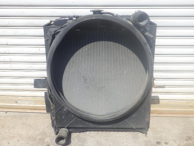 Yahoo!オークション - r696-5 日産 UD トラックス クオン ラジエター J...