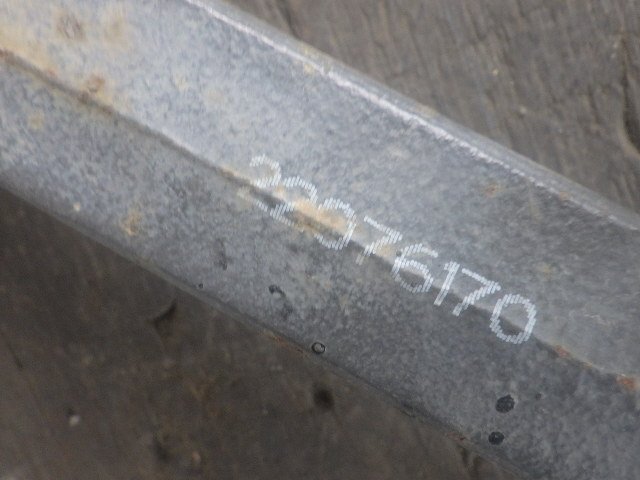 Yahoo!オークション - r694-5 UDトラックス クオン ブッシュロッド ロ...