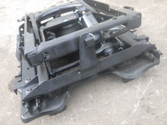 Yahoo!オークション - r694-18 日産 UD トラックス クオン エアーシー...