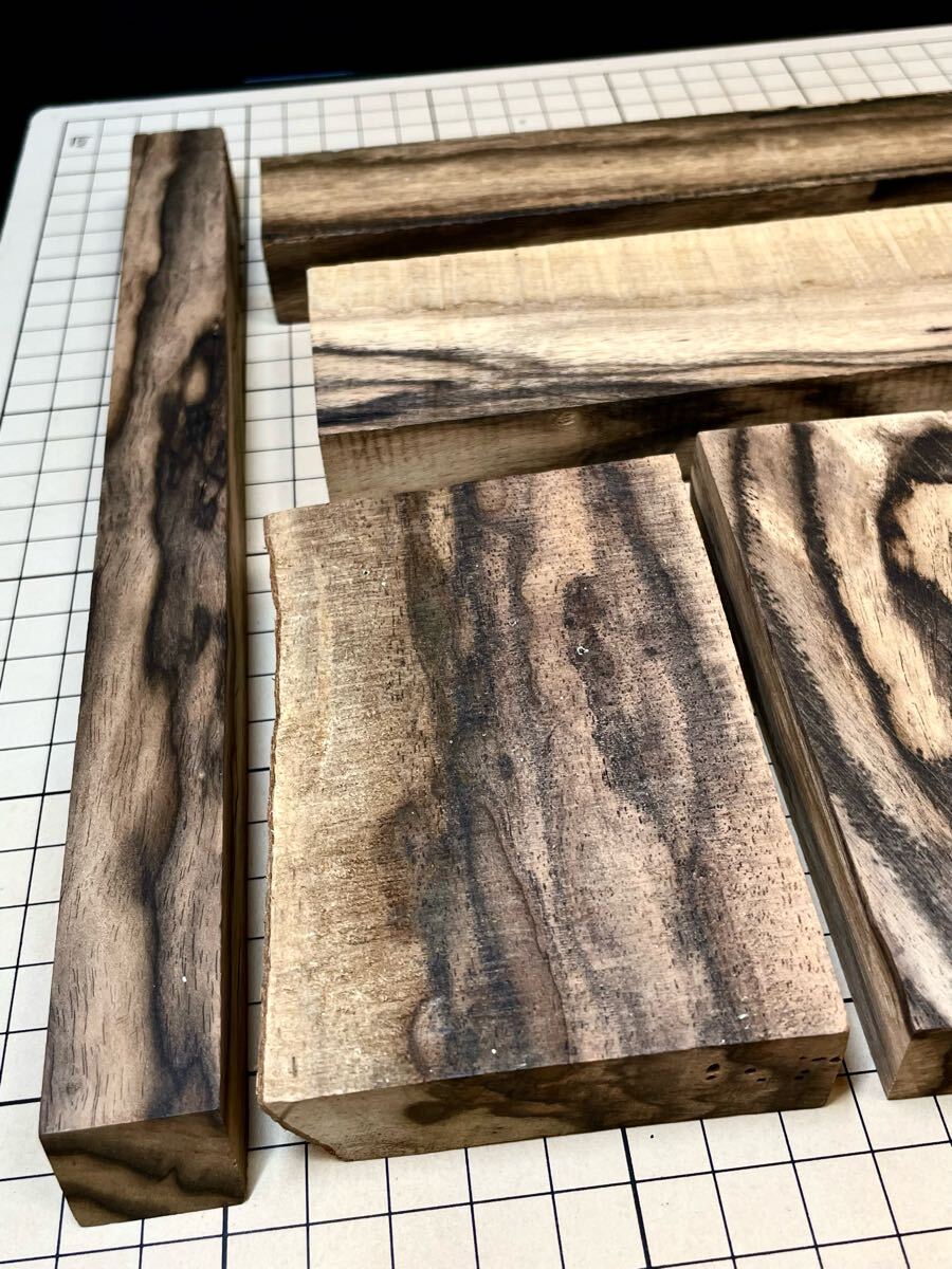 Yahoo!オークション - 『KY0852』レア材不揃いまとめ 黒柿 孔雀杢 縞目...