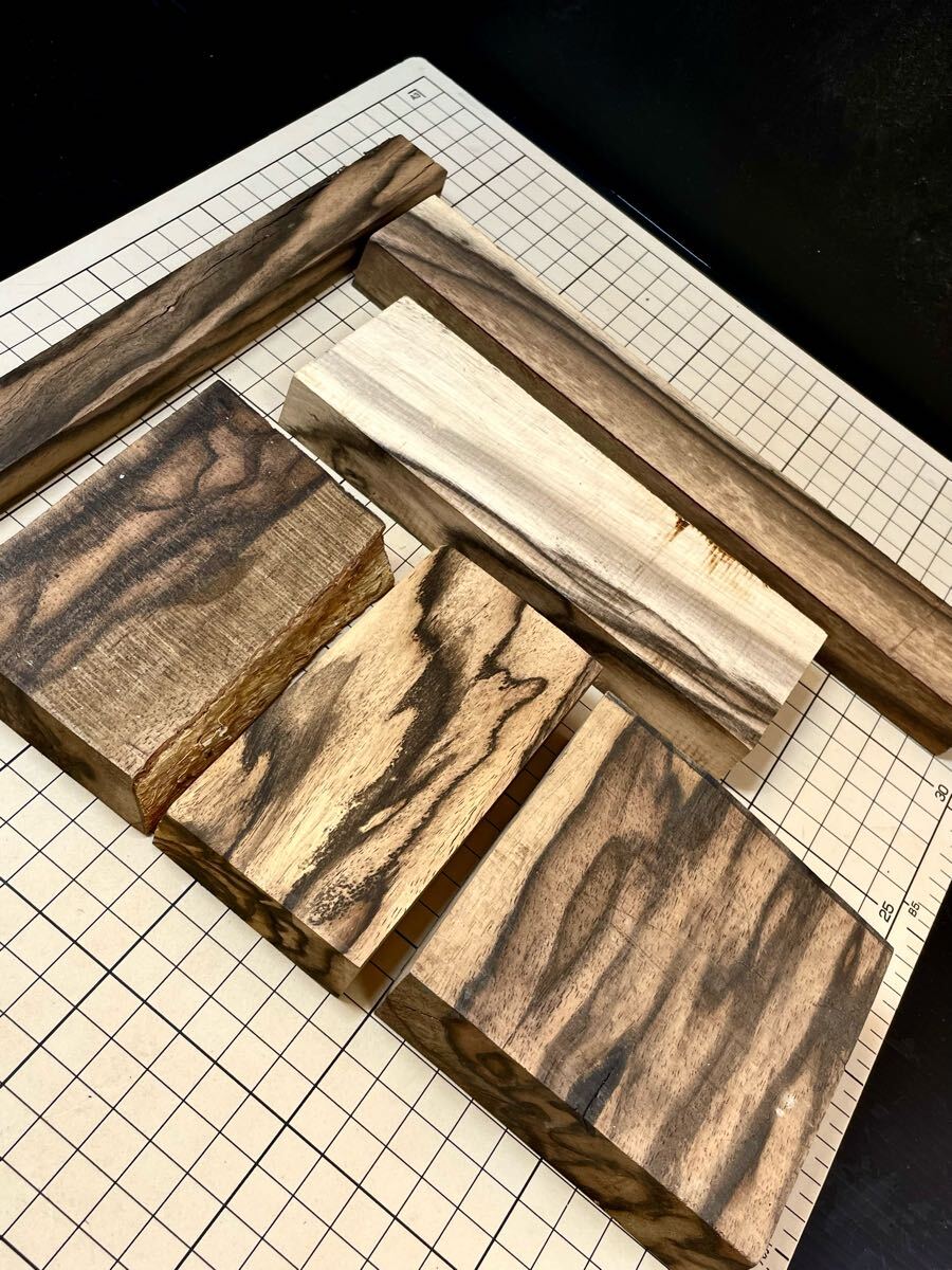 Yahoo!オークション - 『KY0852』レア材不揃いまとめ 黒柿 孔雀杢 縞目...