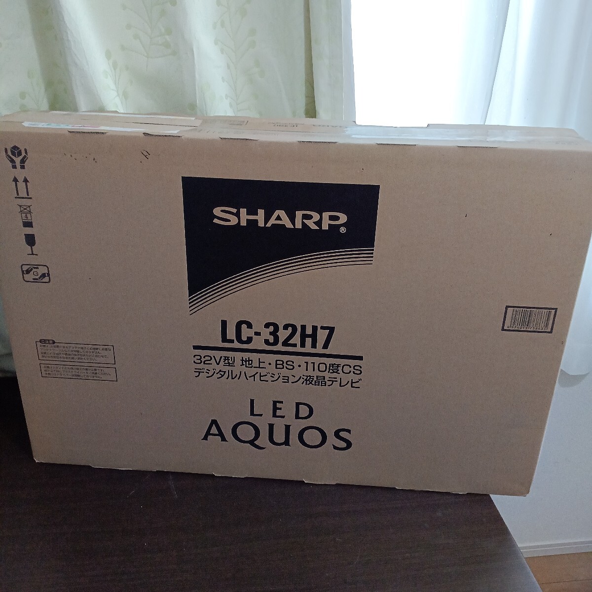 Yahoo!オークション - 【未使用品】SHARP AQUOSテレビ/32V型 LC-32H7/2...