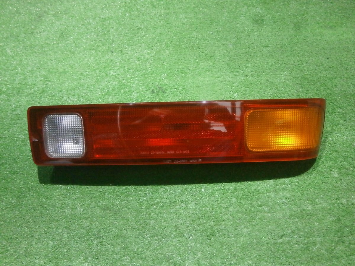 Yahoo!オークション - 三菱 ミニキャブ U44V 右テールランプ