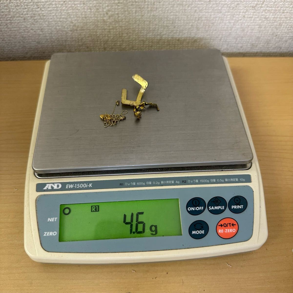 Yahoo!オークション - 【 T0306】アクセサリー ジャンク品 約4.6g分 ゴ...