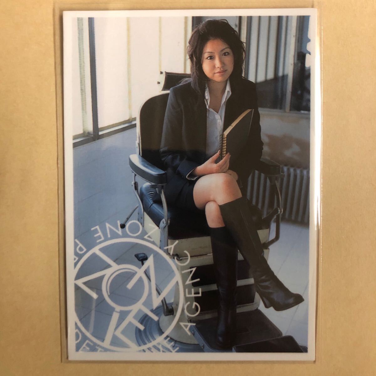 Yahoo!オークション - ZONE TOMOKA 2004 トレカ アイドル グラビア カ...