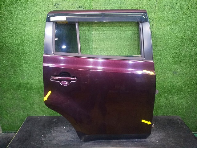 Yahoo!オークション - bB DBA-QNC20 右リアドア R54 0000077722