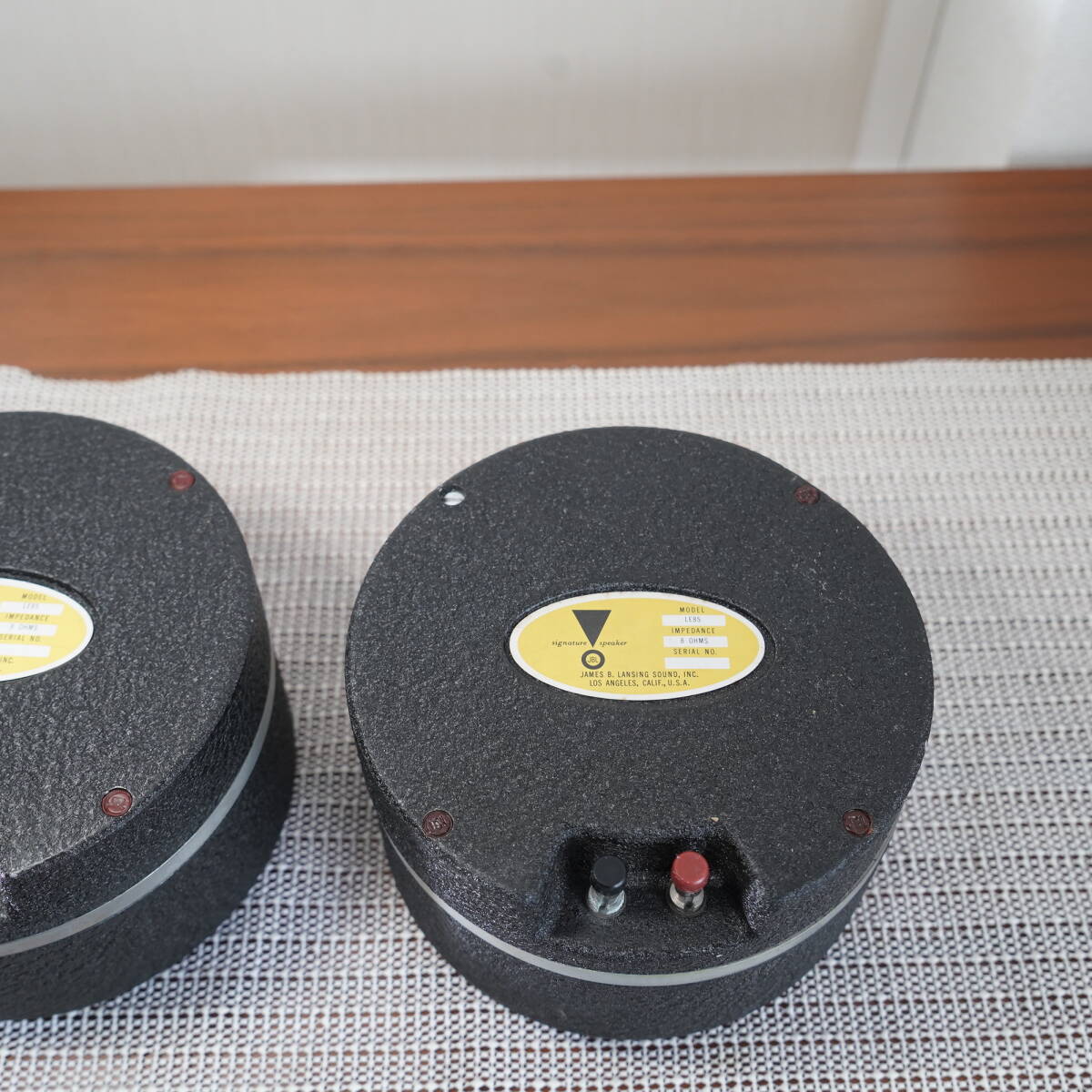 Yahoo!オークション - JBL LE85 綺麗な商品です 音も素晴らしいです