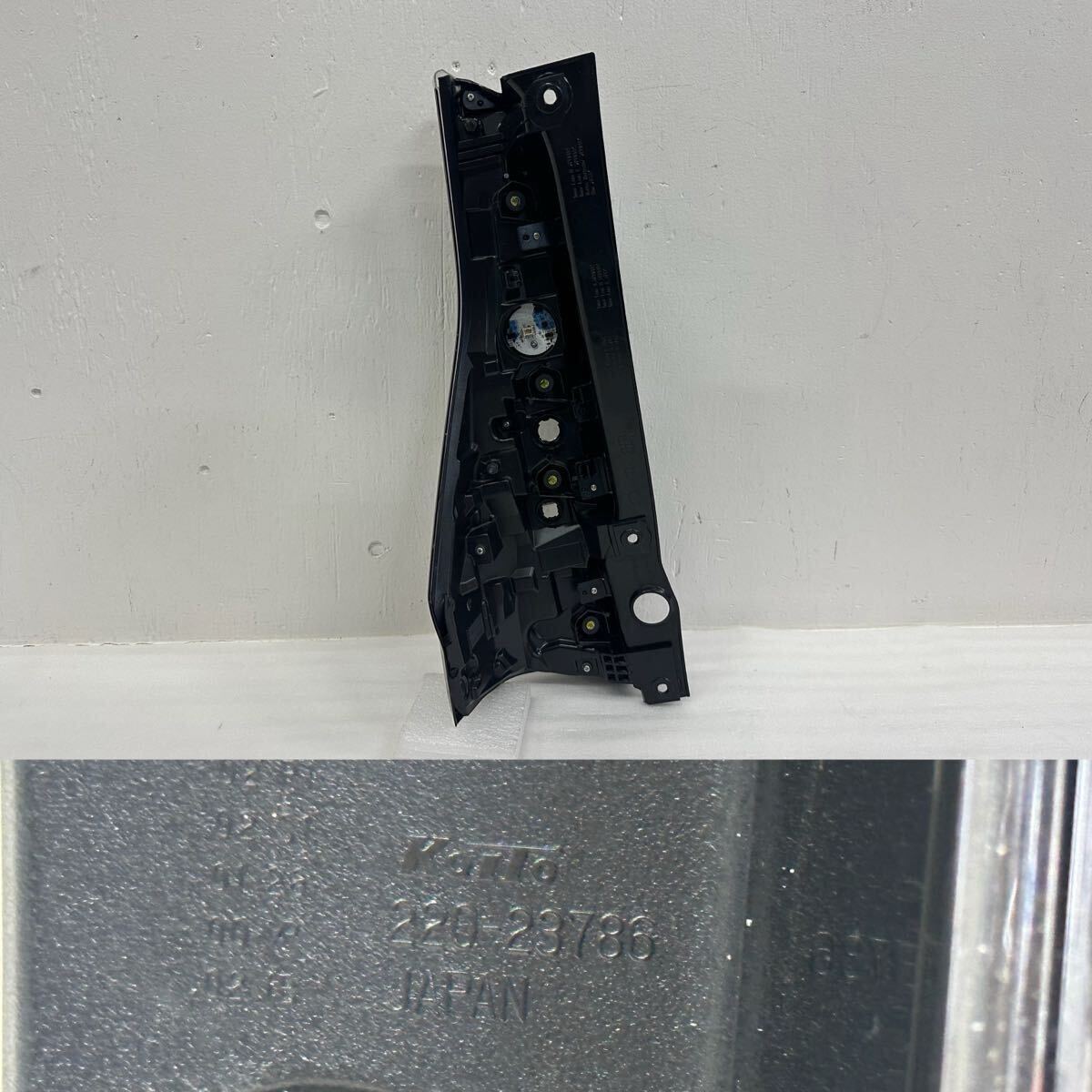 Yahoo!オークション - 7M27 セレナ C27 後期 純正 テールランプ 右 KOI...