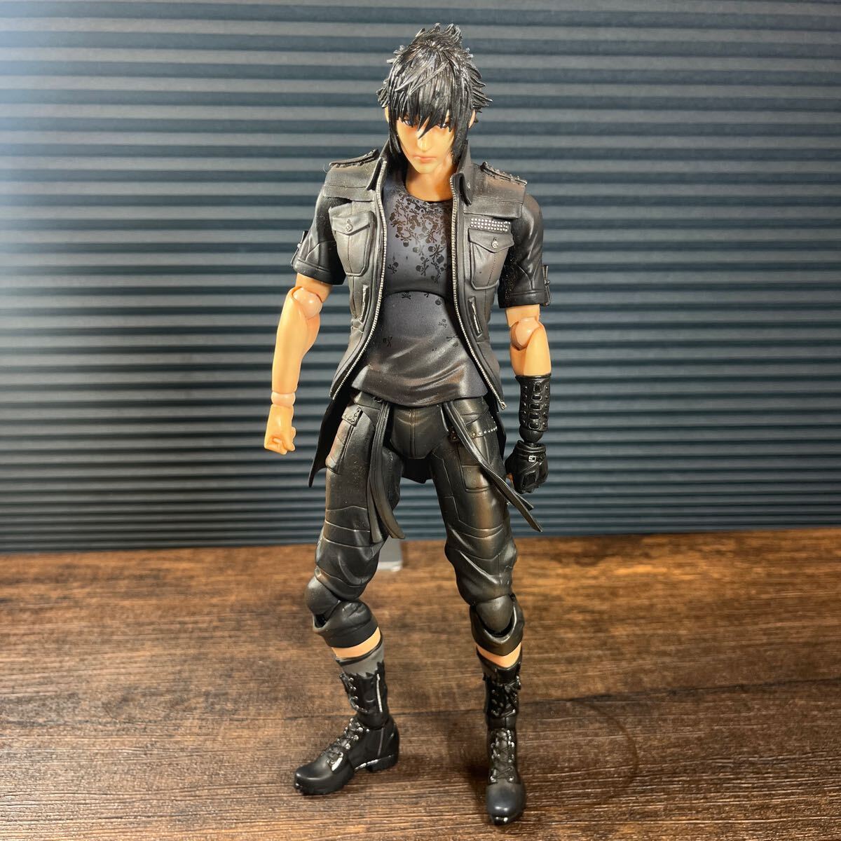 Yahoo!オークション - FF15 ノクティス フィギュア プレイアーツ改 pla...