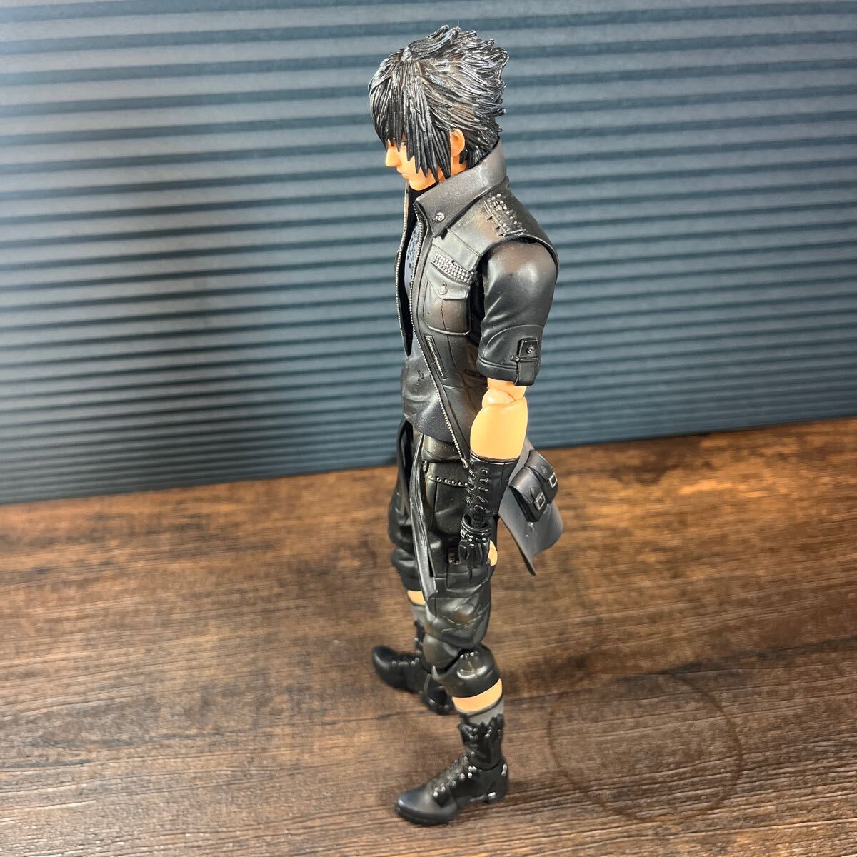 Yahoo!オークション - FF15 ノクティス フィギュア プレイアーツ改 pla...