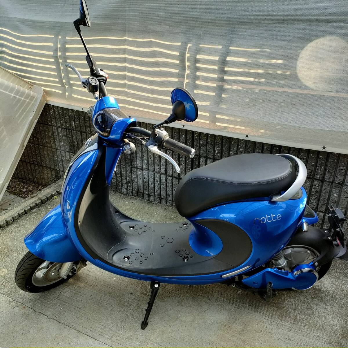 Yahoo!オークション - XEAM notte V2＜走行距離5km＞ロイヤルブルー 原...