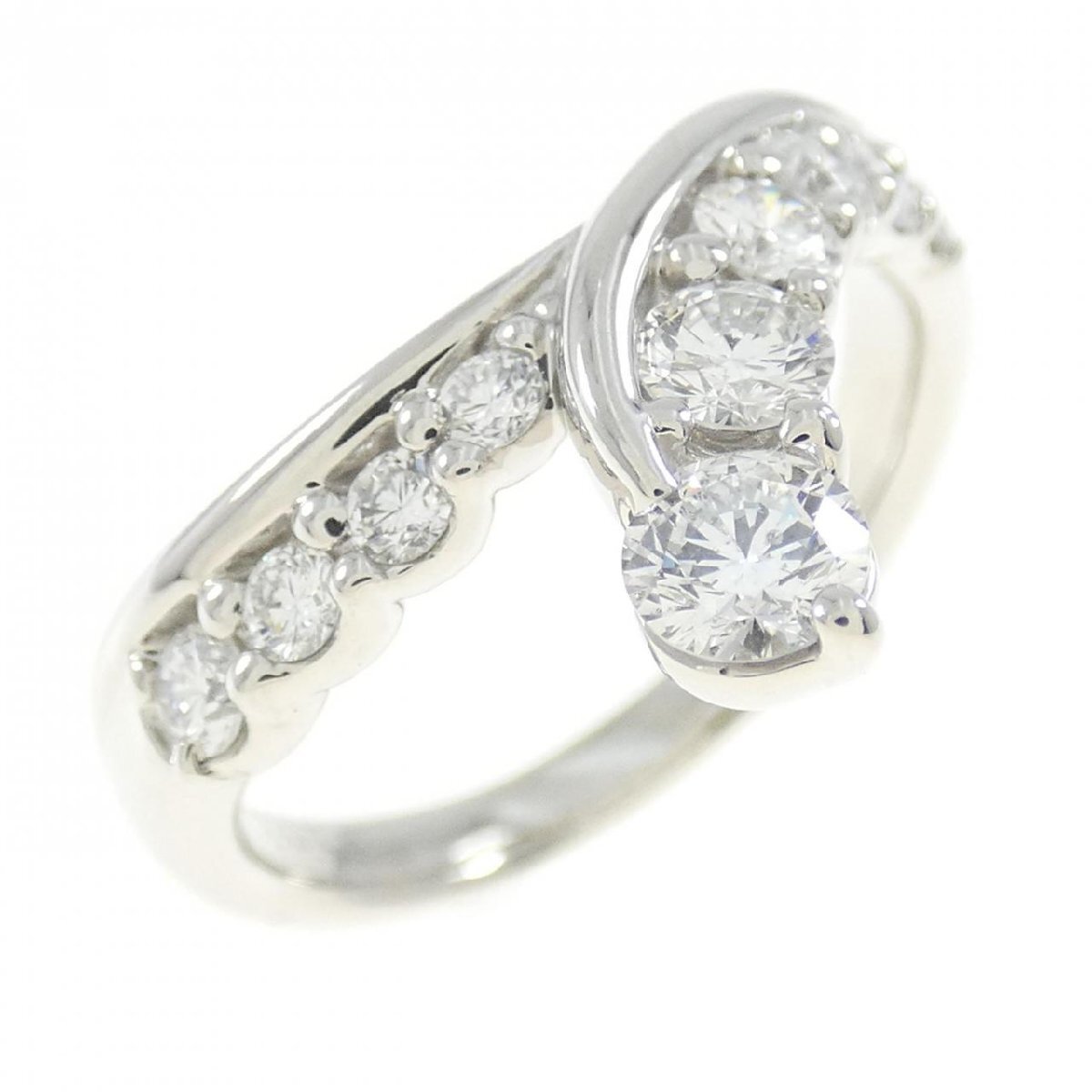 Yahoo!オークション - PT ダイヤモンド リング 0.70CT