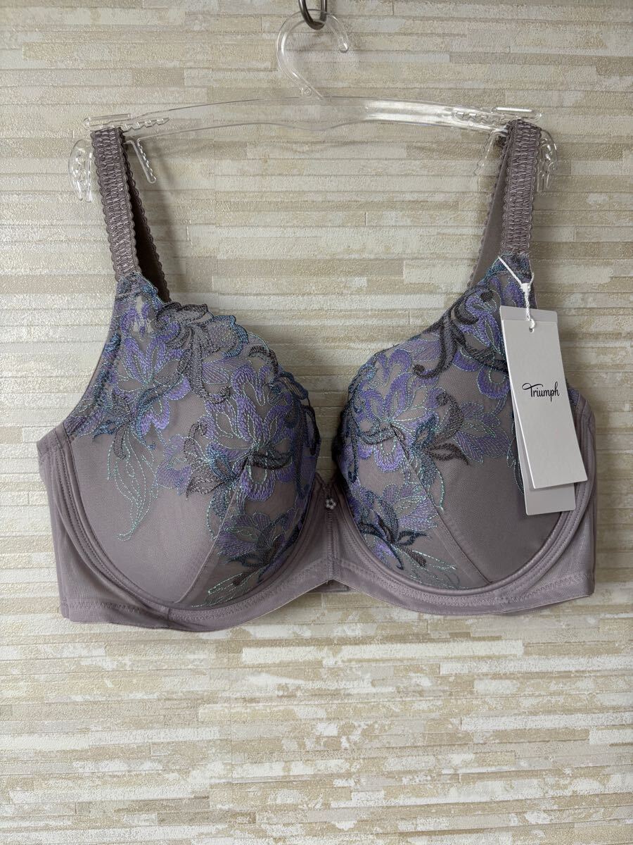 Yahoo!オークション - G85」トリンプ ストーリー598 深めの4/5カップ ...