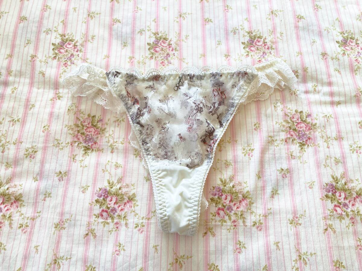 Yahoo!オークション - (^^ ティーンズ tutu anna Tショーツ